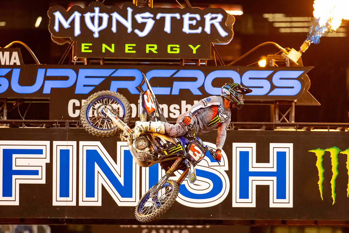 Supercross Winning Streak Continues for Eli Tomac - DirtSportsWorld
